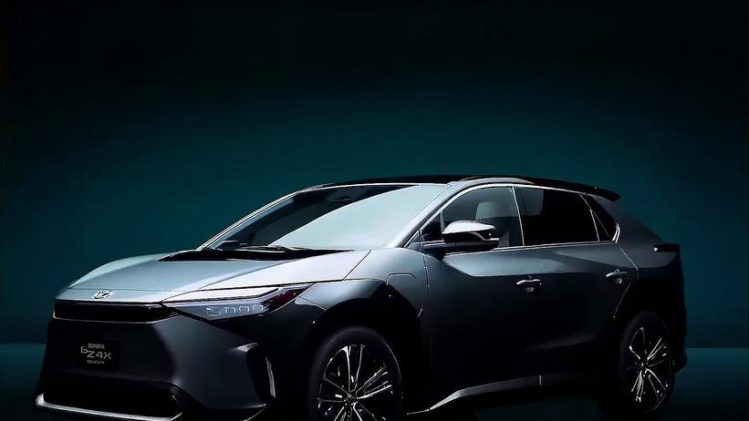 从丰田E-four到长城Hi4，电动化让两驱成为历史？_凤凰网视频_凤凰网