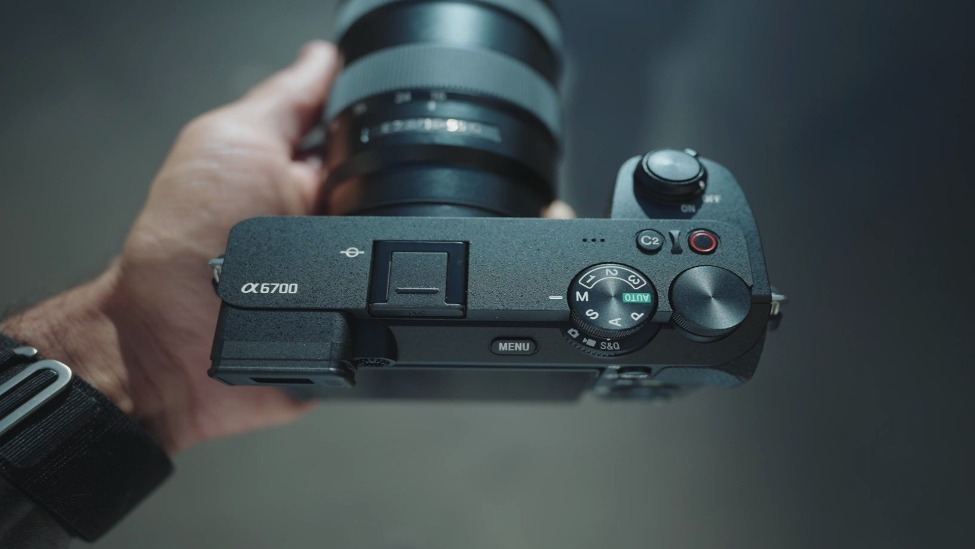 索尼Alpha 6700微单发布：APS-C画幅搭AI智能芯片售9999元起_凤凰网