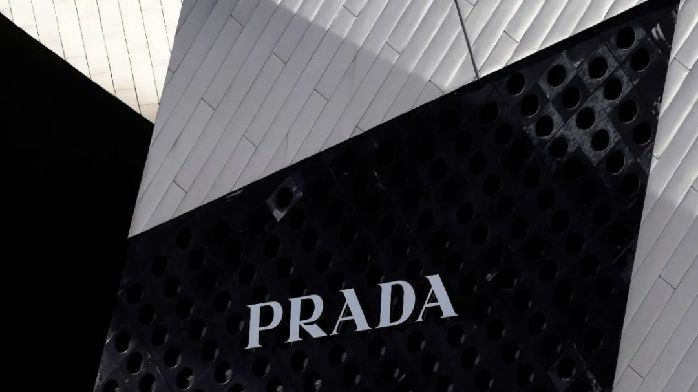 Prada合作中国女足！奢侈品携手足球队背后有怎样的逻辑？_凤凰网
