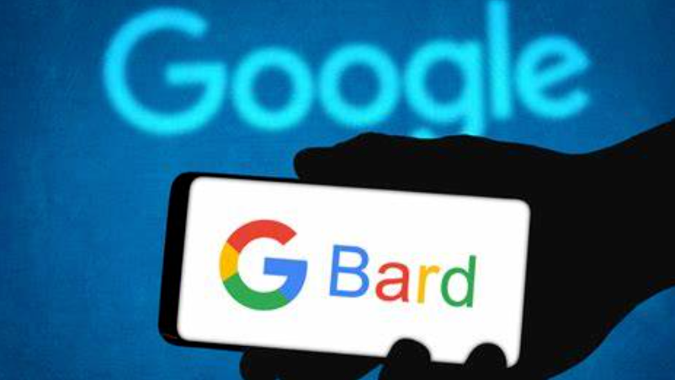 谷歌聊天机器人Bard即将引入Google Maps等插件_凤凰网
