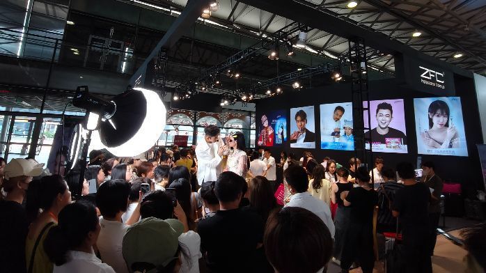 凝聚东方美学，ZFC亮相2023上海国际婚纱礼服彩妆造型展_凤凰网区域_凤凰网