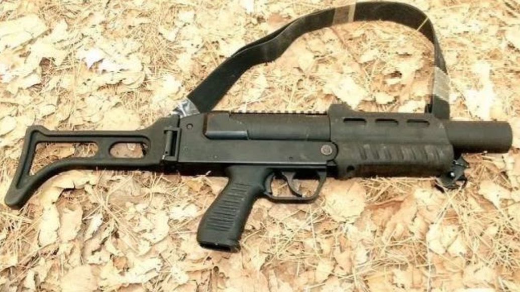 反恐新利器 08式大口径防暴枪_凤凰网