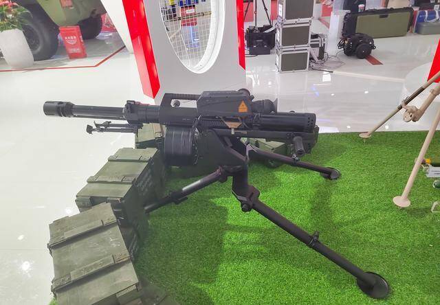 国产LG5狙击榴弹发射器 狙击枪和榴弹发射器的绝佳组合_凤凰网
