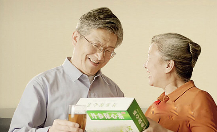 孝敬爸妈从“心”出发，丹参保心茶呵护父母心血管健康凤凰网宁波_凤凰网