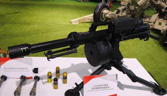 国产LG5狙击榴弹发射器 狙击枪和榴弹发射器的绝佳组合_凤凰网