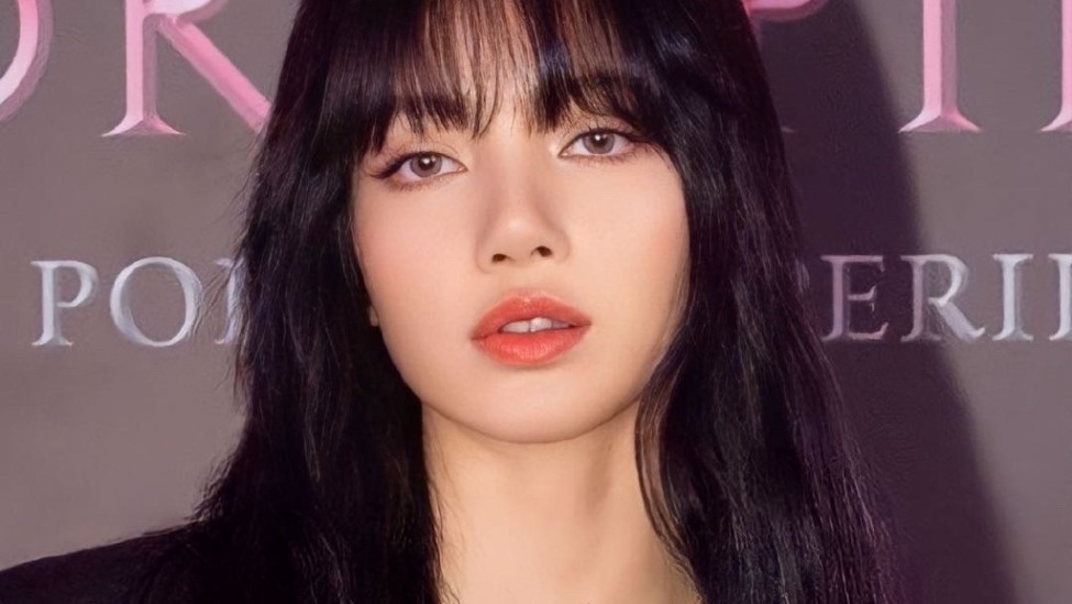 泰裔爱豆Lisa位列INS收入名单第26位 为KPOP唯一上榜艺人_凤凰网