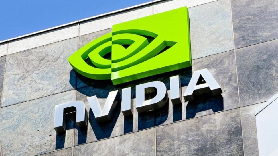 一场名叫英伟达的AI盛宴：有人提前离场，有人精准布局_凤凰网