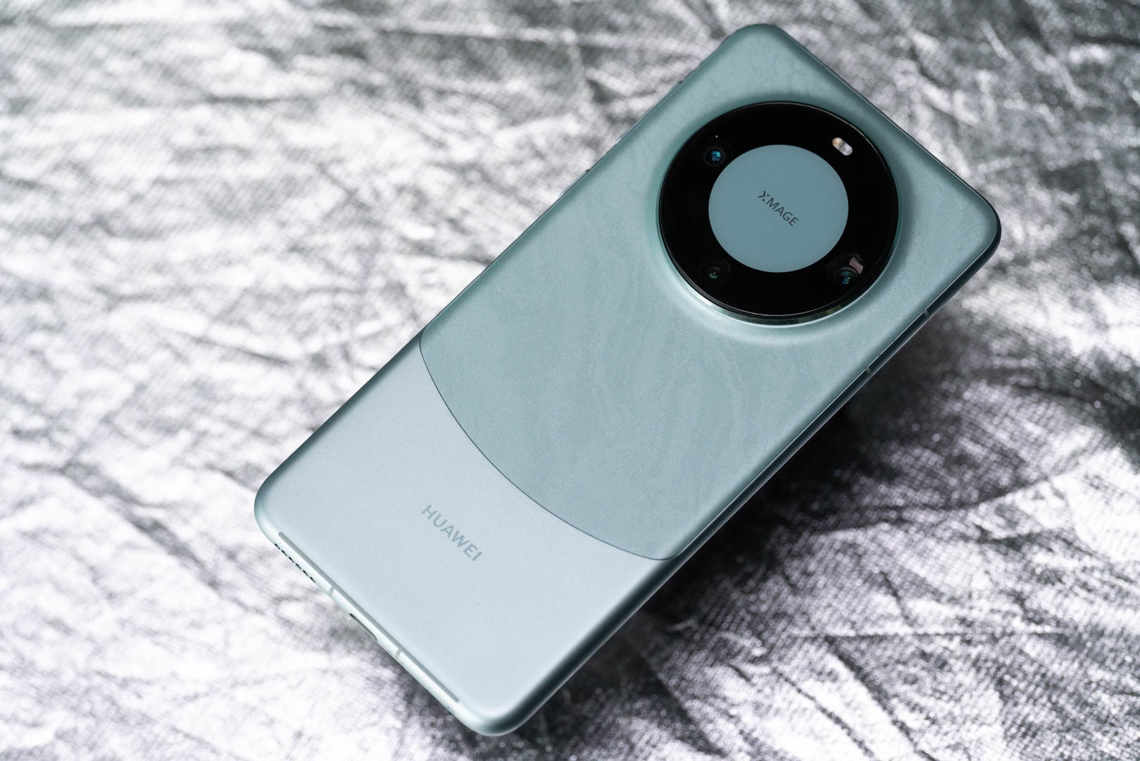 Mate 60 Pro+再度未发先售，硬刚苹果华为不装了？_凤凰网