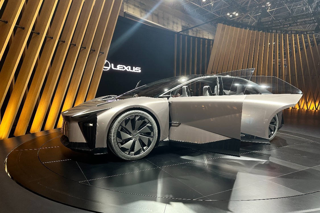 2023东京车展：雷克萨斯LF-ZL概念车首发亮相_凤凰网