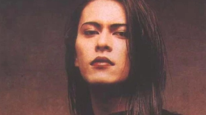 BUCK-TICK乐队主唱樱井敦司去世 曾为多部动画演唱主题曲_凤凰网