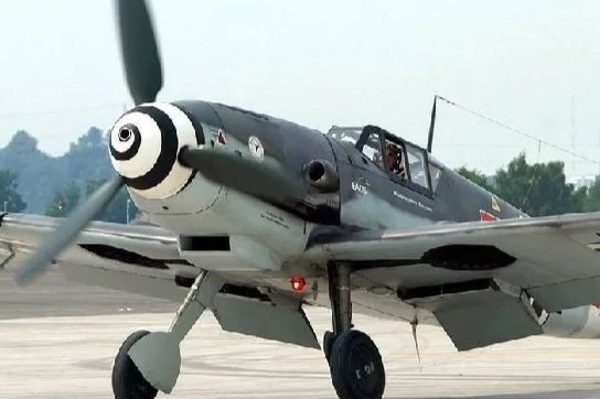 最失败的设计？Bf 109战斗机起落架的那些事_凤凰网