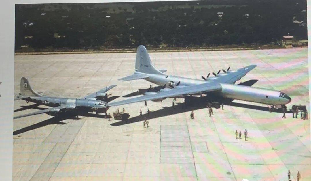 二战与冷战之交的超重型洲际轰炸机，康维尔B-36“和平缔造者”_凤凰网