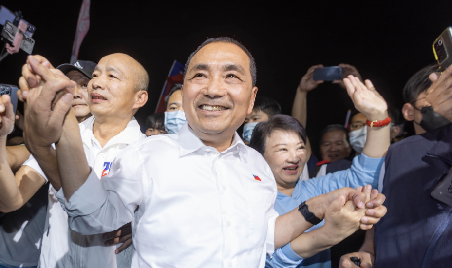 侯友宜高雄首场造势晚会 逾4万人出席凤凰网视频凤凰网