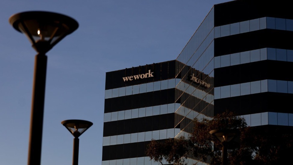 200多亿债务免除，美国科技巨头WeWork正式申请破产_凤凰网
