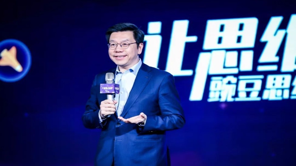 消息称阿里云领投李开复ai公司,“零一万物”yi开源大模型公布凤凰网