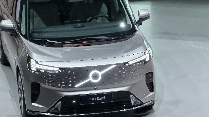 沃尔沃80多万纯电MPV，将瞄准海外市场｜钛媒体独家_凤凰网