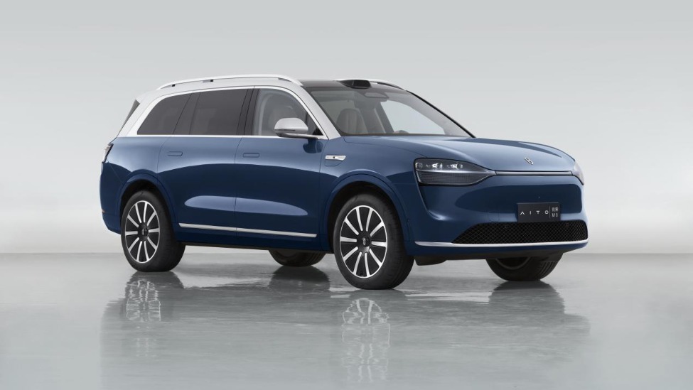 余承东公布好消息：1000万内最好SUV问界M9发布定档_凤凰网