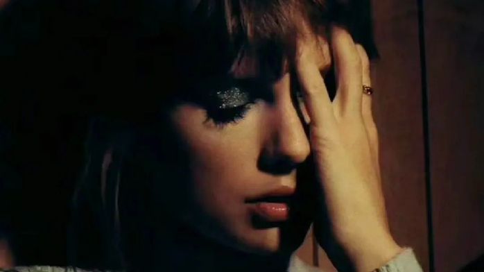 Taylor Swift火遍全网的亮片眼妆，从此要绝版了？_凤凰网