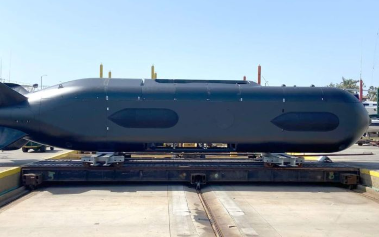 波音公司向美军交付第一艘“虎鲸”超大型无人潜航器_凤凰网