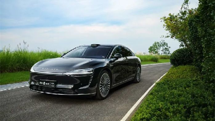 享界S9 VS 奔驰E300L，真有50万你选谁？_凤凰网