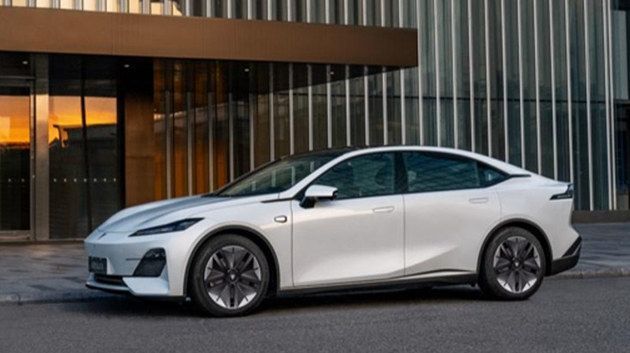 11.99万元限量4000台 深蓝经典·SL03上新_凤凰网