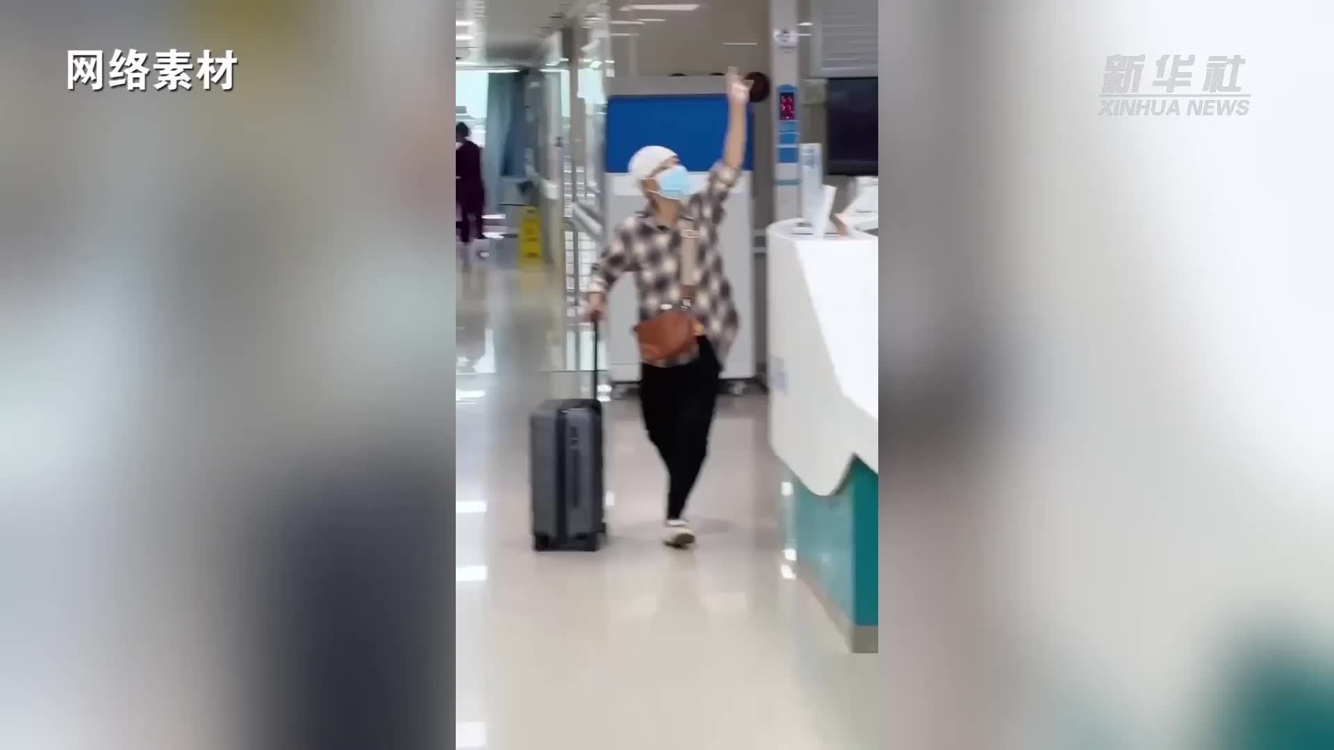 我不过是用她曾经爱我的方式在爱她凤凰网视频凤凰网