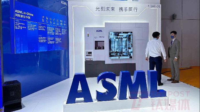 突发！ASML两款光刻机出口许可被吊销，美国政府要求立即停止向中国销售先进芯片设备｜硅基世界_凤凰网