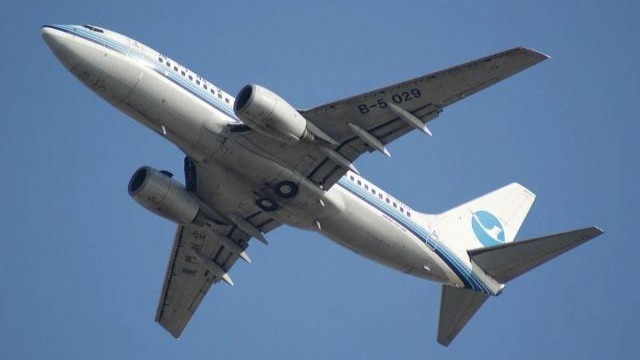 因病改签机票，俩平台一个秒退一个难退，业内人士：都没错_凤凰网