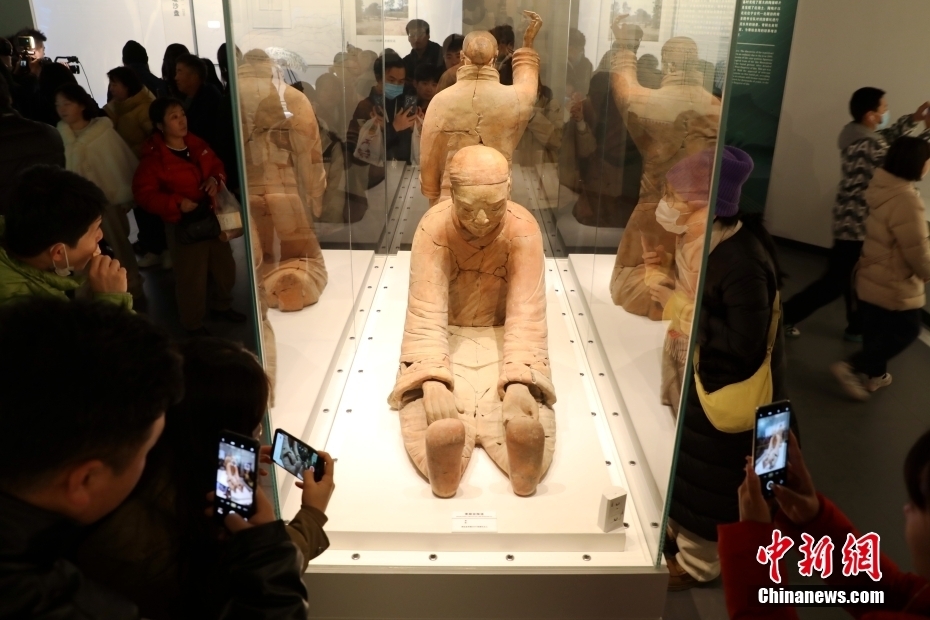 秦始皇帝陵博物院“秦陵苑囿之K0007陪葬坑”展览开幕凤凰网北美_凤凰网