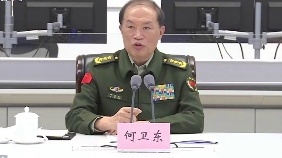 何卫东在驻京部队调研慰问_凤凰网