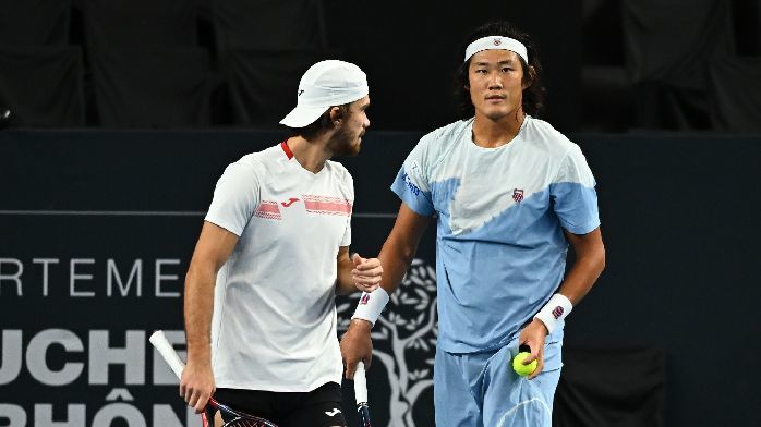 创造历史！张之臻成为中国大陆首位巡回赛男双冠军_凤凰网