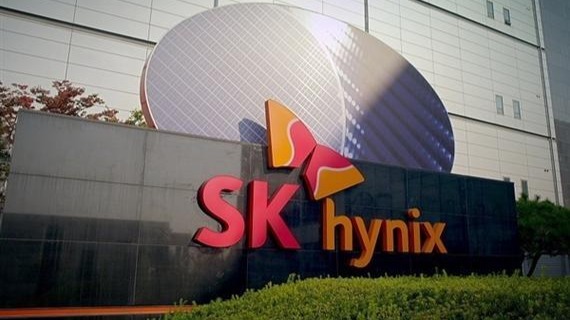 消息称SK海力士2024年将增8台EUV光刻机，推动DRAM内存产品技术演进_凤凰网