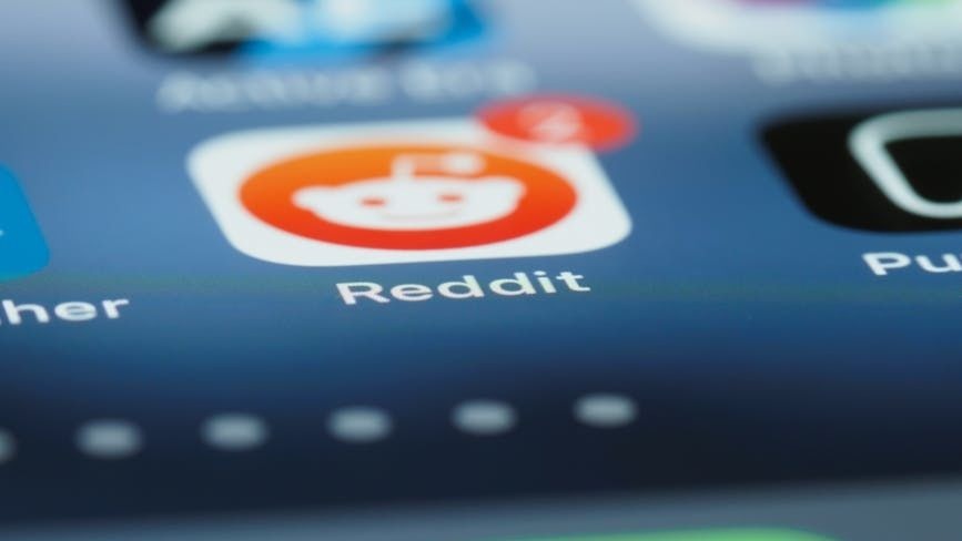 Reddit计划通过IPO筹资至多7.48亿美元，腾讯、奥特曼等是其股东_凤凰网