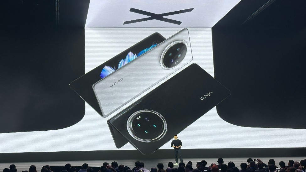 vivo X Fold3发布：重219克 搭载5500mAh电池 售6999元起_凤凰网