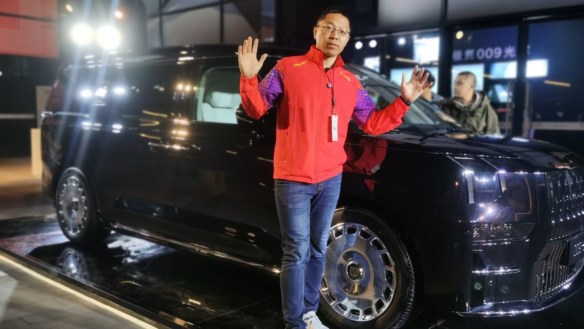 极氪总统套房来了，极氪009光辉上市78.9万起，豪华感拉满_凤凰网视频_凤凰网