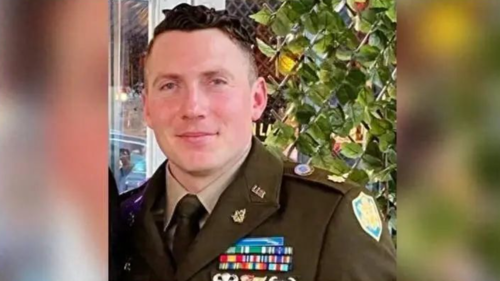 抗议美支持以色列进攻加沙 美国防情报局少校辞职_凤凰网