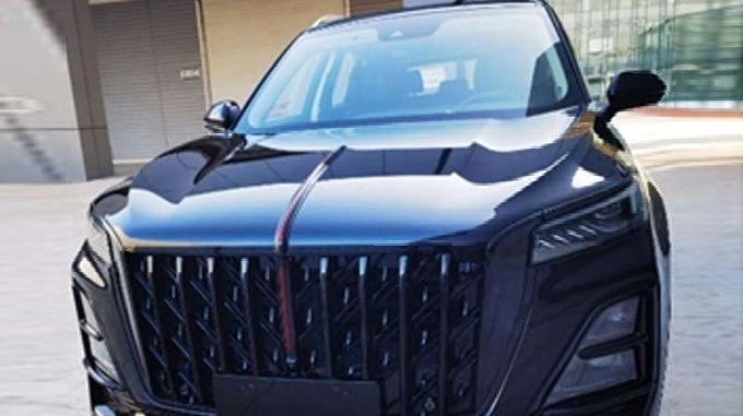 红旗HS5冠军版增“黑武士”套件！现款4S店优惠超6万_凤凰网