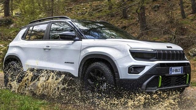 Jeep全新SUV首发！确认四季度开启预订，比铃木吉姆尼还硬派_凤凰网