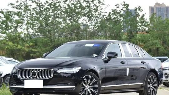 现款40.69万起售，2025款沃尔沃S90来袭，有望6月上市_凤凰网