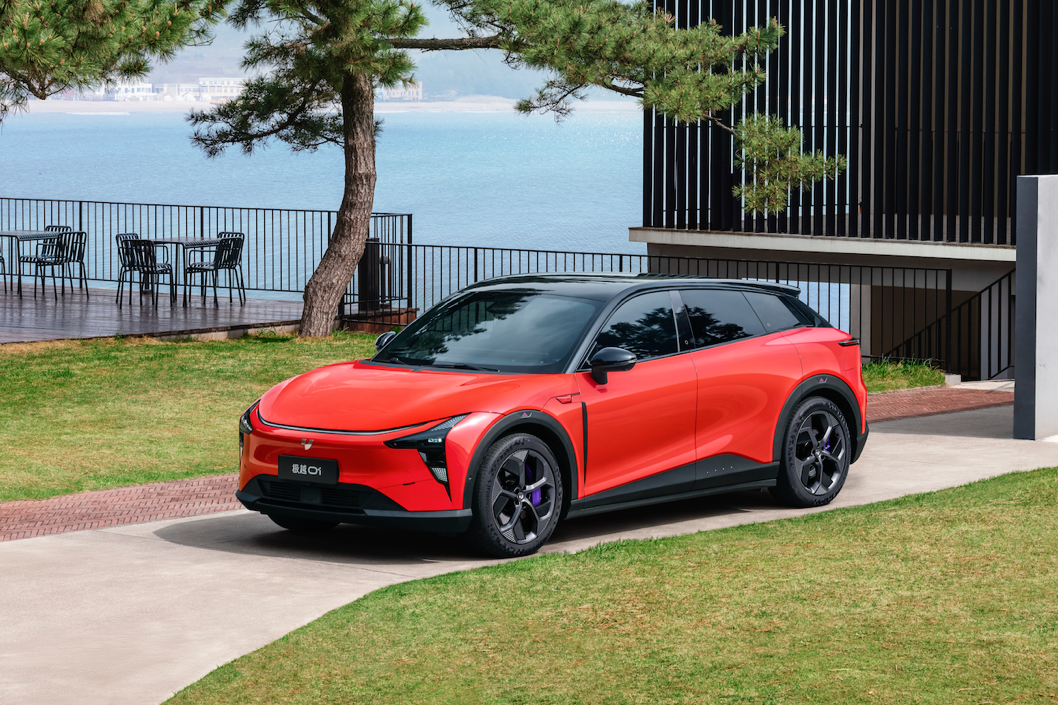 720km续航，极越01 Max长续航版上市 售24.99万元_凤凰网