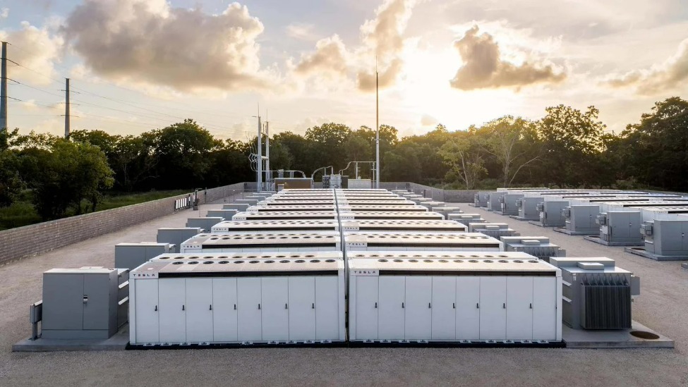 首次亮相中国：特斯拉Megapack、Powerwall等储能产品现身碳博会_凤凰网