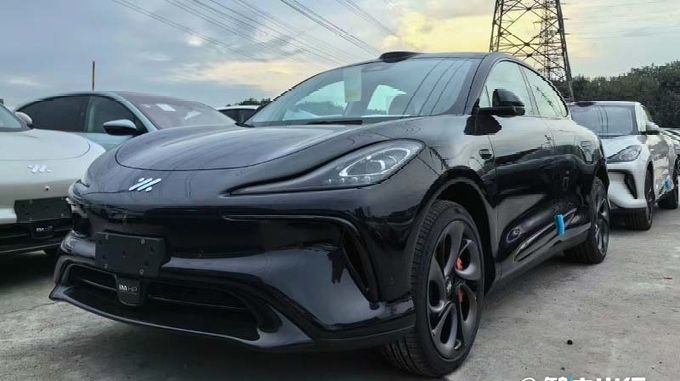 上汽智己LS6销量大涨29% 4S店降价4.9万-促销见效_凤凰网