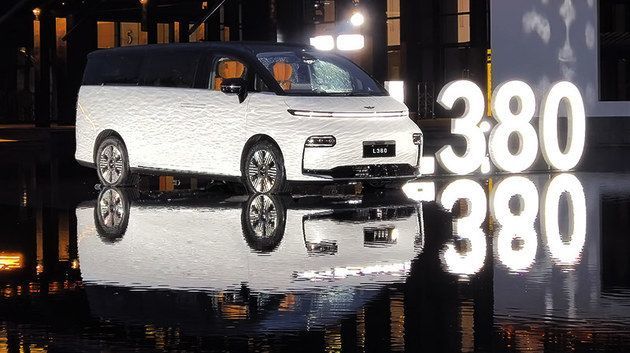 买车送整颗黄花梨/售37.99万起 翼真L380正式上市_凤凰网