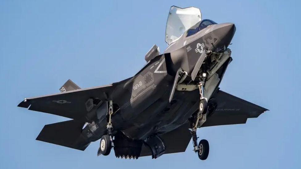 美海军陆战队F35战机在菲律宾实弹演习_凤凰网视频_凤凰网