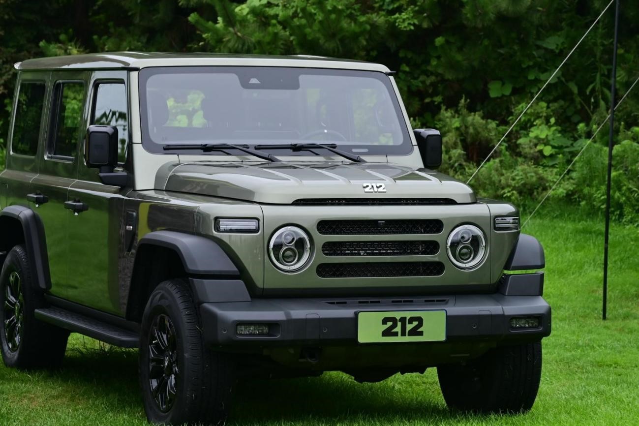 212越野车正式开启全新产品预售_凤凰网