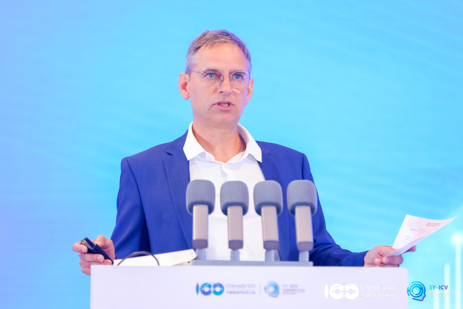 华晨宝马研发副总裁Patrick Mueller：智能网联汽车战略 以技术创新引领未来出行_凤凰网