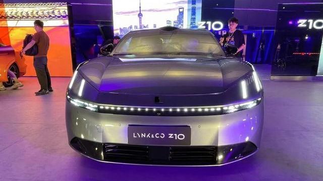 限时价19.68万元起，领克Z10上市，比小米SU7更值？_凤凰网