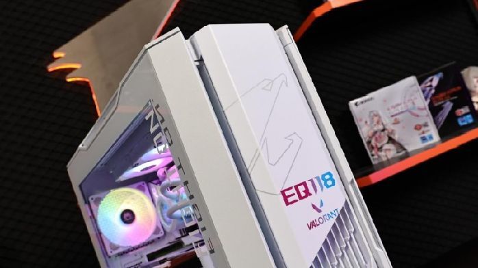 技嘉AORUS共邀EQ118与TYLOO无畏契约战队，双星闪耀_凤凰网