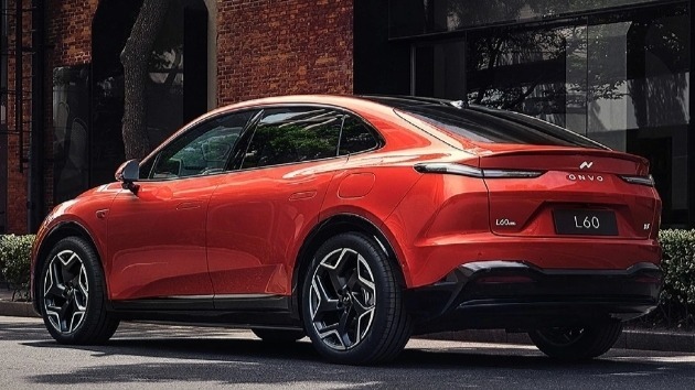 乐道L60上市：整车20.69万元起 9月28日开启交付_凤凰网