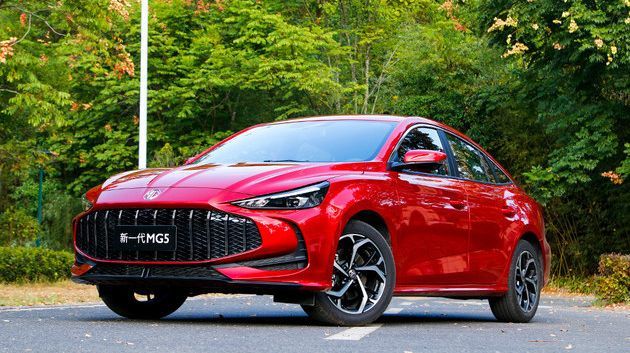 10万级轿跑也能化身弯道王 试驾名爵新一代MG5_凤凰网